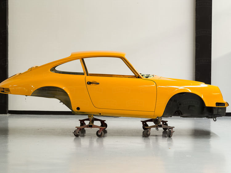 Restored Porsche 911 - STRAAT